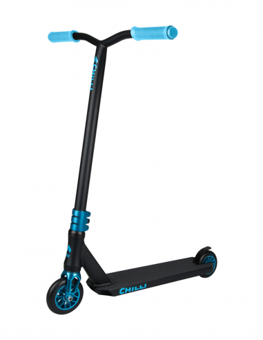 CHILLI WAVE REAPER WAVE COMPLETE STUNT SCOOTER IN BLACK AND BLUE